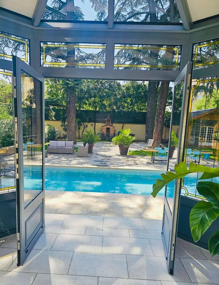 Appartement Entre Histoire & Confort Au Château 9p - Lyon