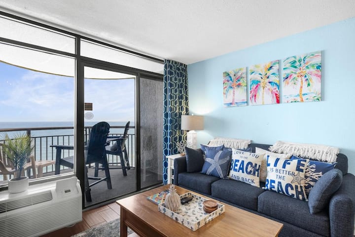 Airy Oceanfront Suite: 16th Flr W/ Breakfast - 默特爾比奇