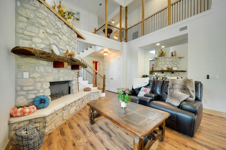 Horseshoe Bay Resort Home ~ 6 Mi To Lake Lbj! - Horseshoe Bay, TX