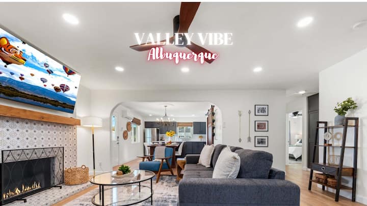 Valleyvibe: Modern Comfort In North Valley - An Ir - Corrales, NM