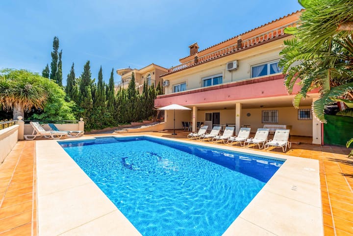 Villa Torrequebrada - Benalmádena