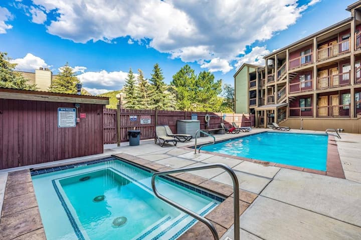 Mountain Condo W/ Hot Tub - Park City, UT