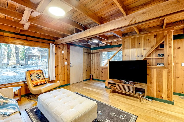3br Cabin W/ Fireplace & Deck Views - Mount Hood, OR