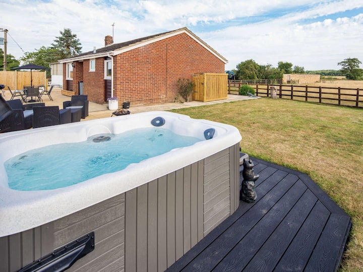 3 Bed In Shabbington (88963) - 泰晤