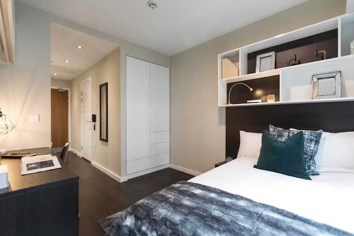 Student Only Silver Studio At Chapter Old Street - O2 Forum Kentish Town