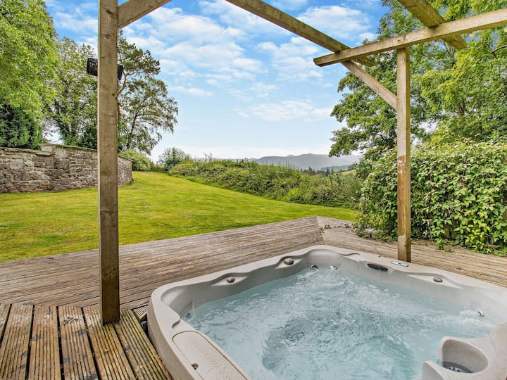 6 Bed In Brecon (Bn171) - Brecon