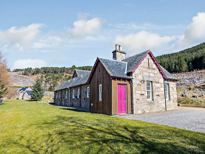 1 Bed In Alness (Ca232) - Alladale Wilderness Reserve