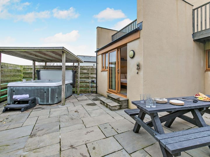 4 Bed In Newquay (Oc-56747) - Crantock