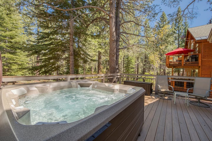 Mountain Jewel - 4 Br W/ Hot Tub And Hoa Pool - Truckee, CA