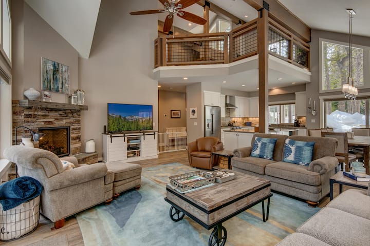 Mountain Jewel - 4 Br W/ Hot Tub And Hoa Pool - Truckee, CA