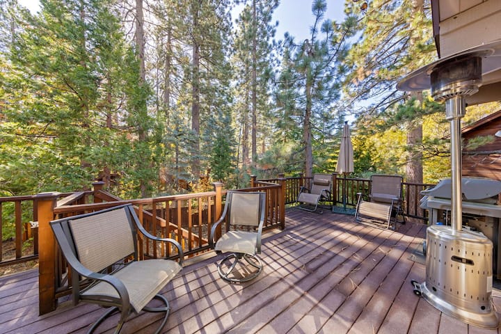 Nightingale Retreat - Hoa W/ Beach + Dog Ok! - Tahoe City, CA