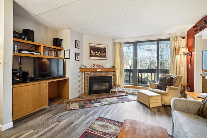 Great Condo Killington Base Free Shuttle To Slopes - Killington, VT