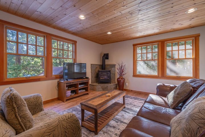 Walk To Beach/tahoe City, Hot Tub - Fairway - Tahoe City, CA