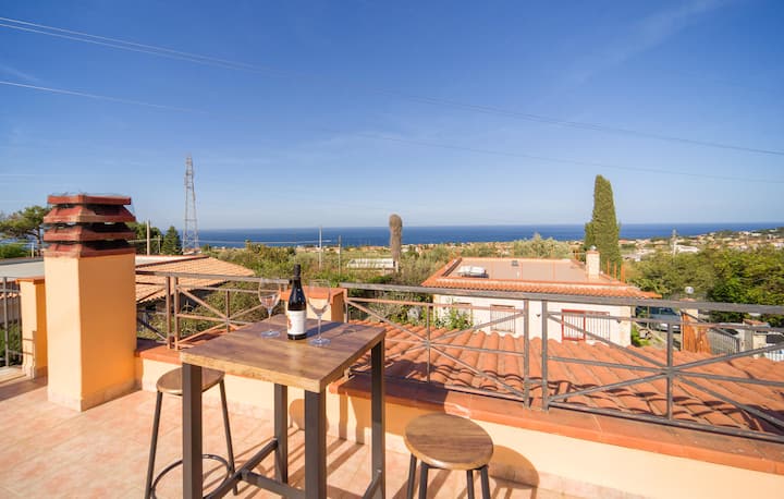 Gorgeous Home In Altavilla Milicia - Casteldaccia