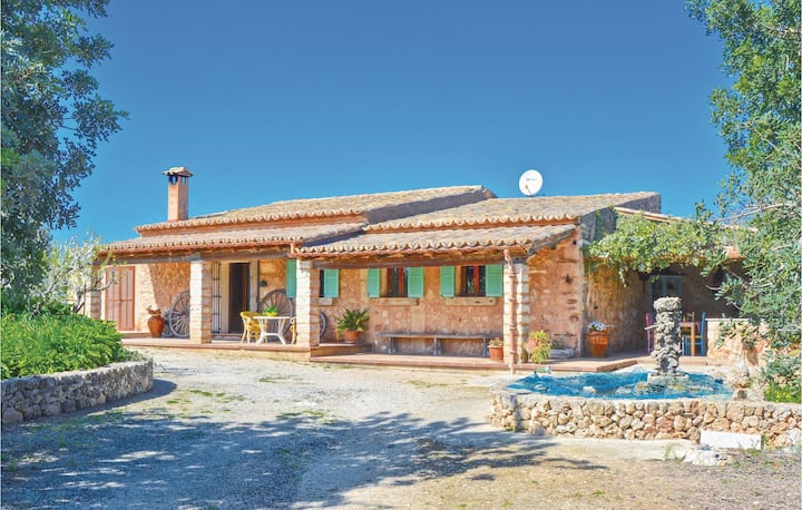 Nice Home In Pòrtol With Kitchen - Sant Jordi
