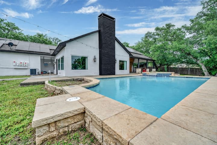 Pool | Arcade | Rock Climbing Wall | Lake | Bar - Temple, TX