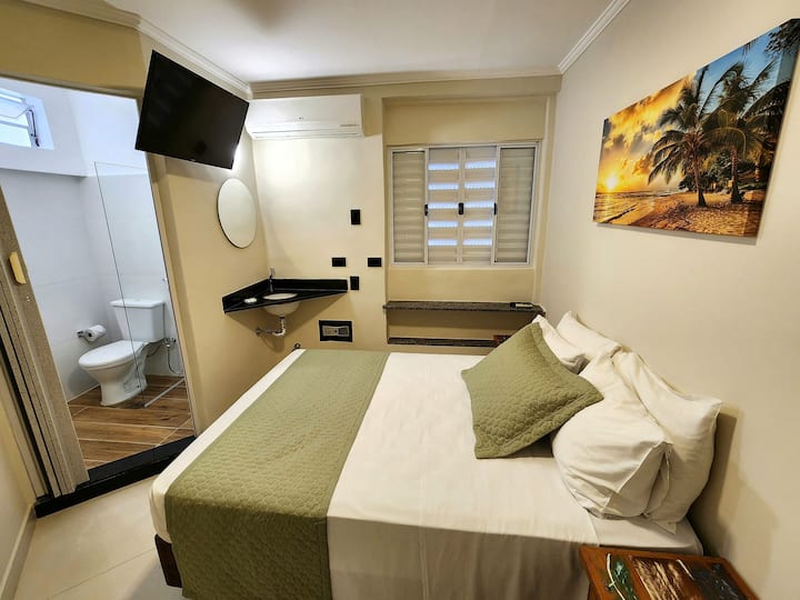 Hotel Frente Ao Mar Enseada - Delphin Beach 1002 - Guarujá