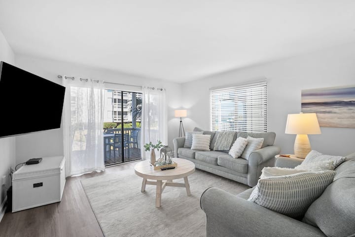 Newly Listed - One Bedroom Condo On Harbor Island - Harbor Island, SC