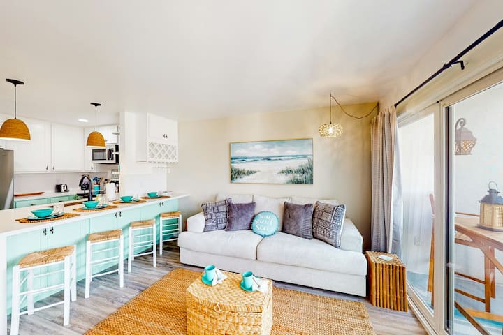 1br Sound View Condo With Balcony & Gas Fireplace - Oceanside, CA