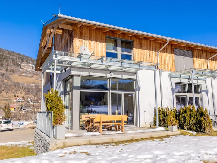 Maison D'angle Avec Sauna - Murau