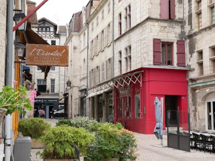 La Luciole - Chic & Historique En Coeur De Ville - Trélissac