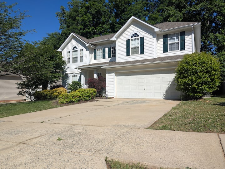 Cedar's Corner In Concord | Spacious & Clean - Concord, NC