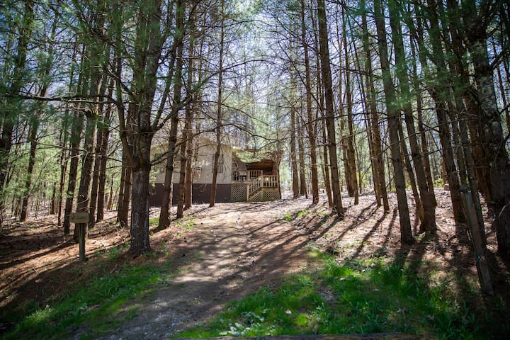 Wildwood Cottage, Hot Tub, Pets - Cambridge, OH