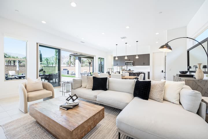 Vista Santa Rosa: Pool, Firepit, Bbq, Ev Charger - La Quinta, CA