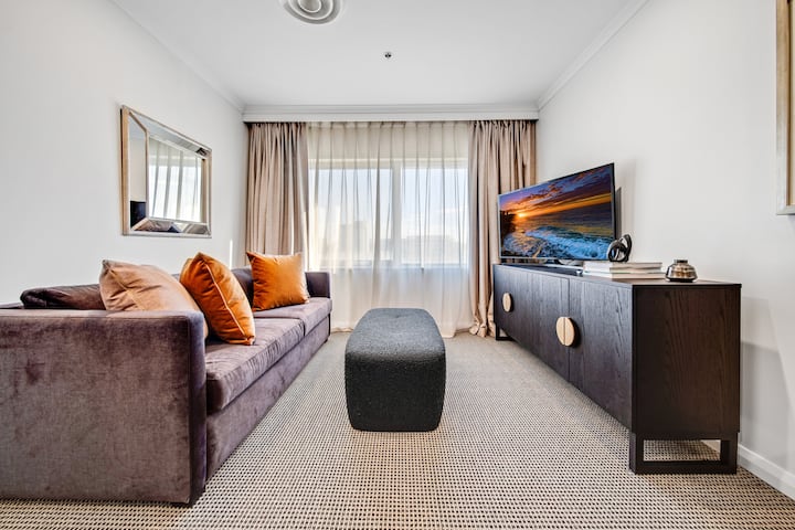 Center 1-bed With Sauna, Gym, Bbq & Parking - Canberra
