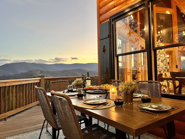 Luxury Mountain Cabin Epic Views Hot Tub 2 Kings - United States