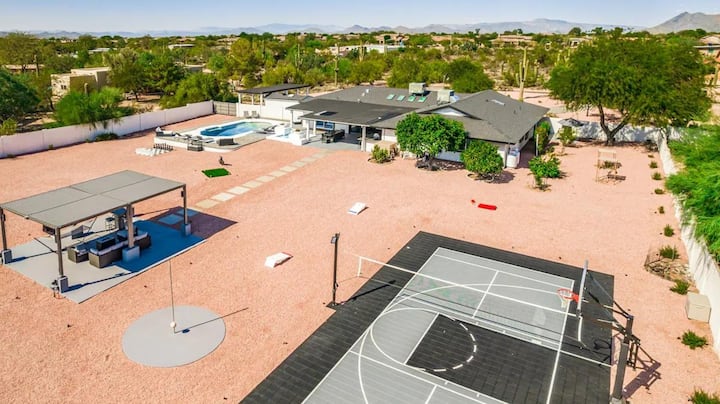 The Vacation Spot - Cave Creek, AZ