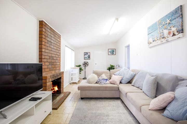 Crystal Bay - Pet Friendly - 3 Mins Walk To Beach - Callala Bay