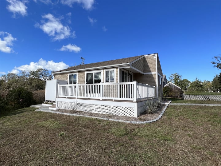 Skaket Dream 2/10 Mile To Beach! - Orleans, MA