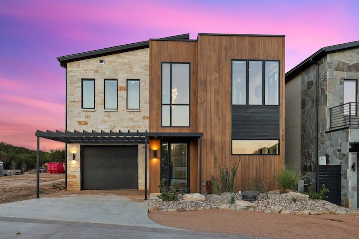 New Juniper Jewel At Pk *5bed/4 Bath - Possum Kingdom Lake, TX