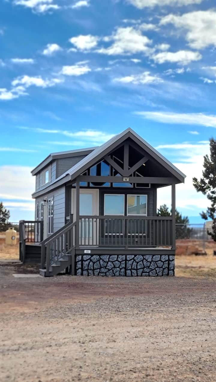 092 Tiny Home Near Grand Canyon South Rim Sleeps 8 - Arizona