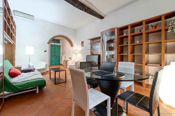 Fine Arts Apartment X5 - Bolonia
