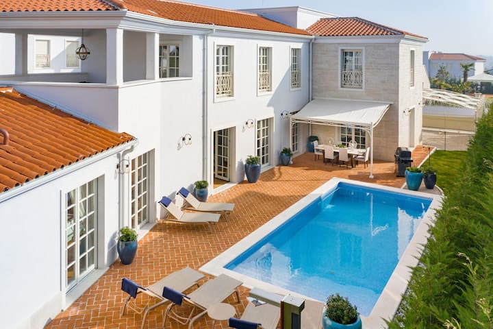 Villa Palazzo Di Fiordaliso With Pool - Poreč