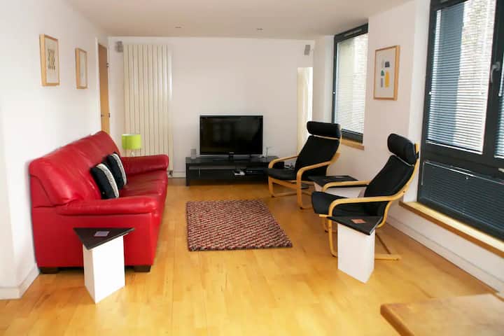 Inviting Flat With Parking In Canonmills - Édimbourg