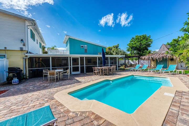 Private Heated Pool & Game Room &  Steps From The - Cape Canaveral, FL