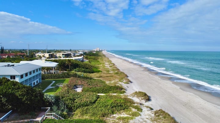 Beach Paradise: 2br/2ba Condo With Private Access - Melbourne, FL