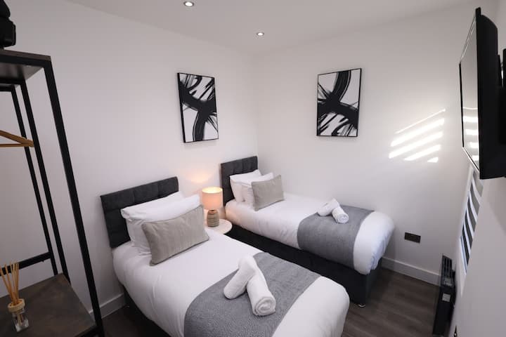 London/watford Modern 4-bedroom, Great Location - Hertfordshire