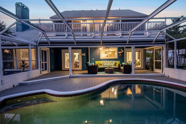 Large 3br Home, Heated Pool! Close To Beach, Img - Bradenton Beach, FL