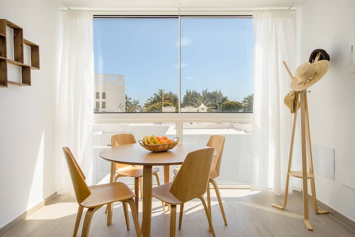 Orange Volcano • Pool And Gym • Beach 1 Min • Lvh - Puerto del Carmen