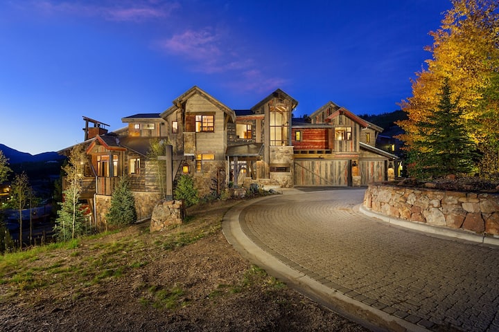 Right On Peak 8! Walk Everywhere! - Breckenridge, CO