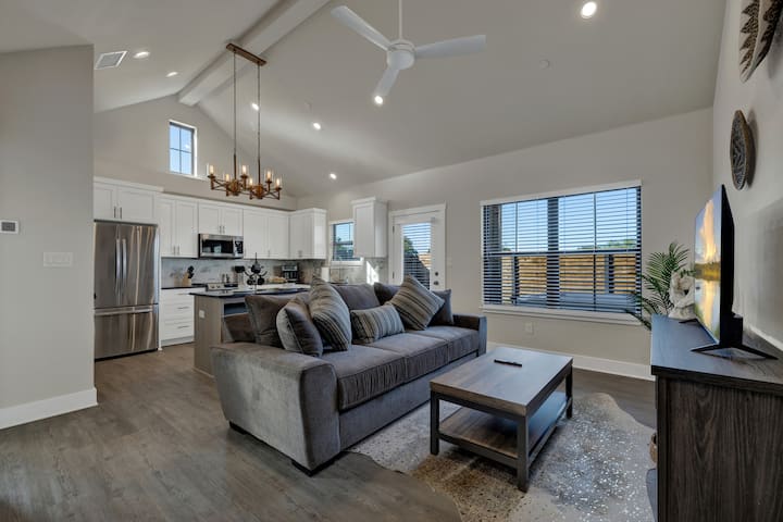 Hill Country Wine Hideaway W/hot-tub - 弗雷德里克斯堡