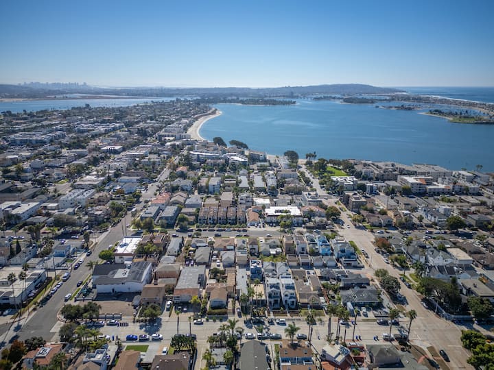Beach Bliss In Pb - Miramar - San Diego