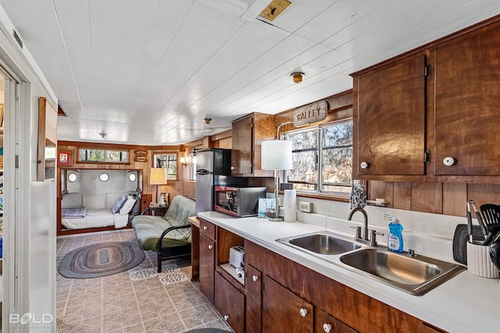 Shipwreck With Upper Deck & Kayaks & Canoes - Caddo lake