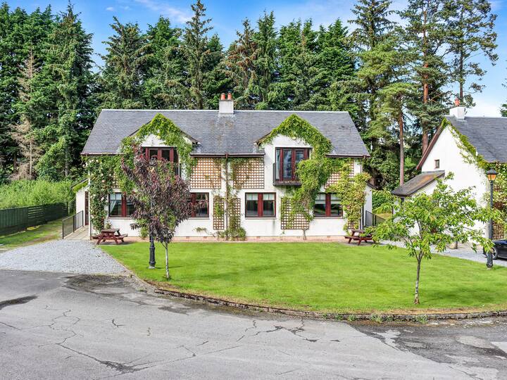 Family Lodge No. 3 - Uk45692 - Blair Atholl