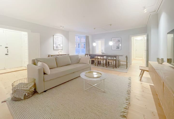 Stunning Apartment W/3 Bedrooms Near The Canals - Copenhagen