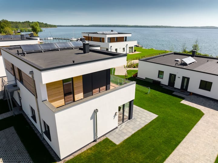 Hangar 19 Geräumiges Apartment Mit Garten (H4w1) - Schwerin